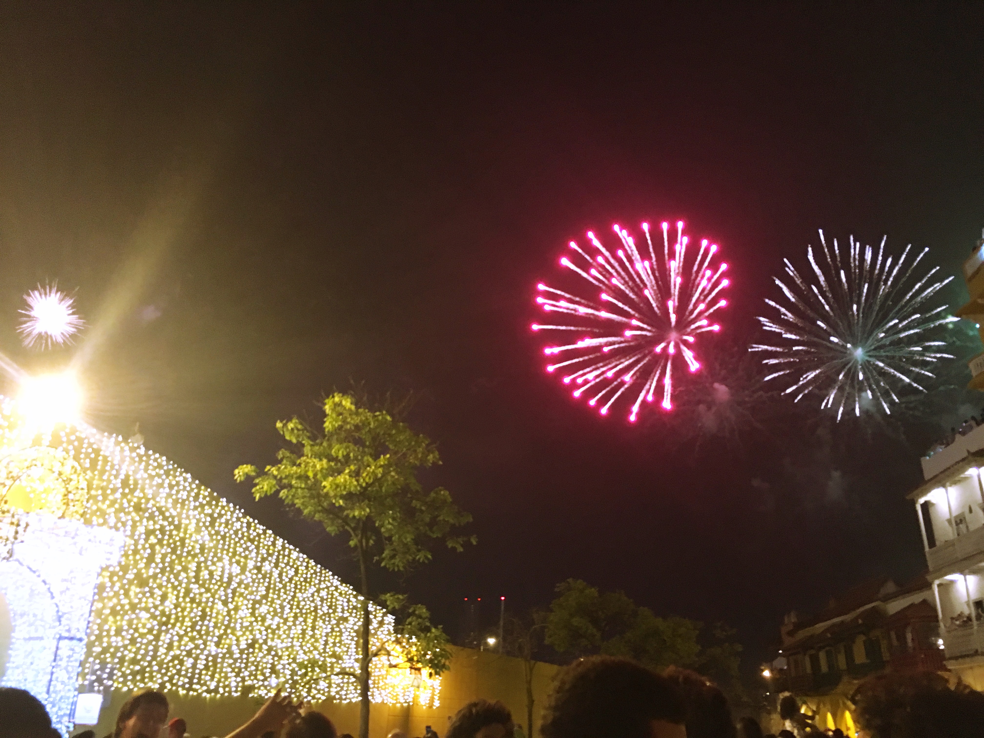 fireworks cartagena – Gypsy Sols